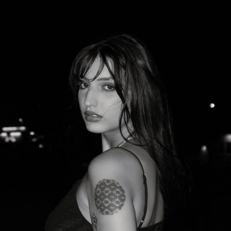 Alison Rainer (@raineralison) | Snapchat Stories, Spotlight & Lenses