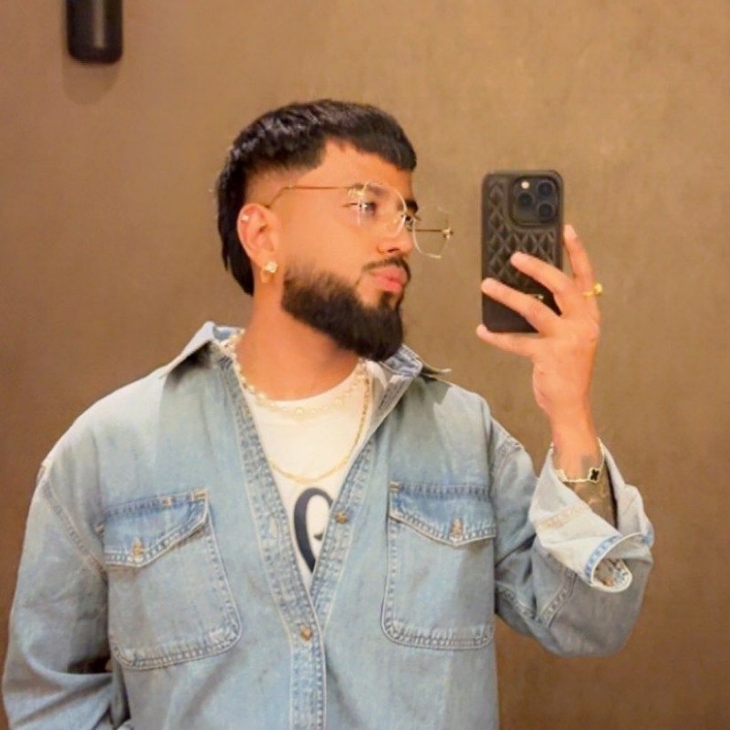 Rajat ♠️ (@rajatxgupta) | Snapchat Stories, Spotlight & Lenses