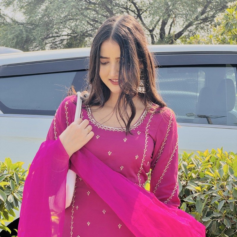 Rajdeep kullar (@rajkullar9) | Snapchat Stories, Spotlight & Lenses