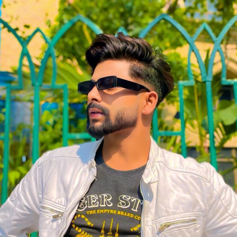 RAJ KUMAR ROCK (@rajkumarrock_07) | Snapchat Stories, Spotlight & Lenses