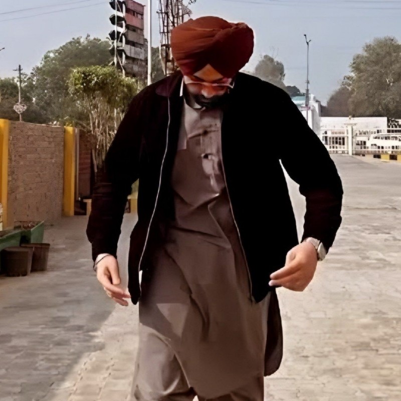 𝚁𝙰𝙹𝚅𝙴𝙴𝚁 𝚂𝙸𝙽𝙶𝙷 (@ramgharia-ss) | Snapchat Stories, Spotlight & Lenses