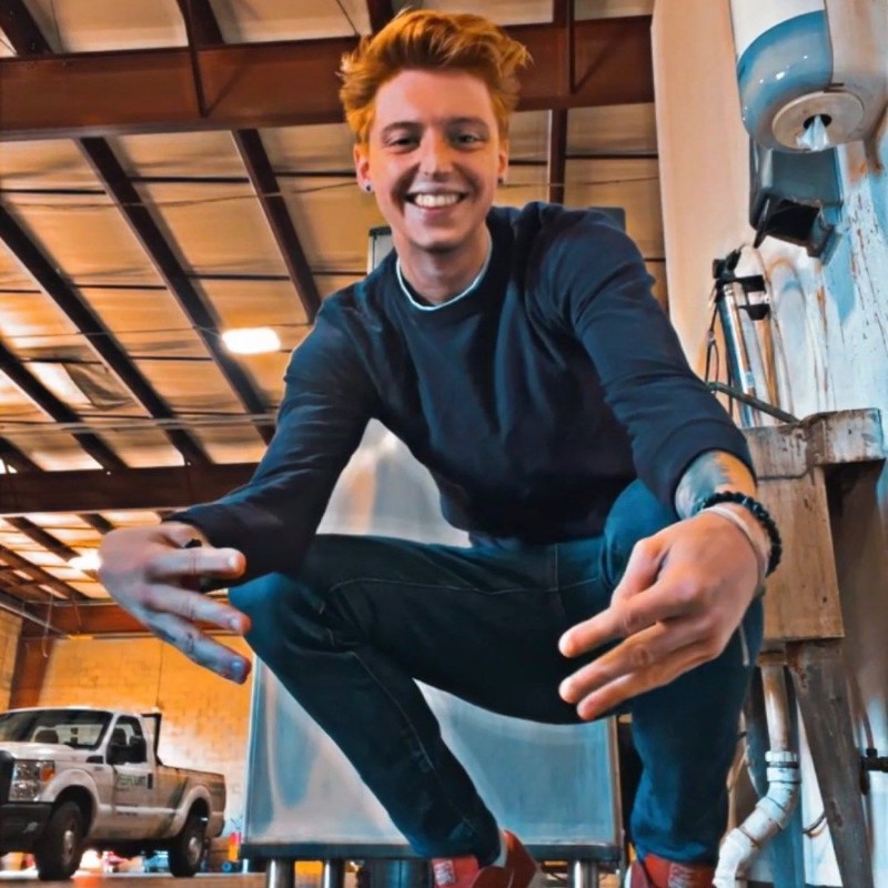 Josh Anglin (@ramsiesix) | Snapchat Stories, Spotlight & Lenses