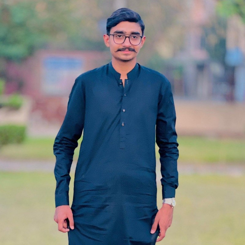 𝑅𝒂𝒏𝒂 𝑈𝒃𝒂𝒊𝒅♡︎⚖️ (@rana_ubaid6) | Snapchat Stories, Spotlight & Lenses