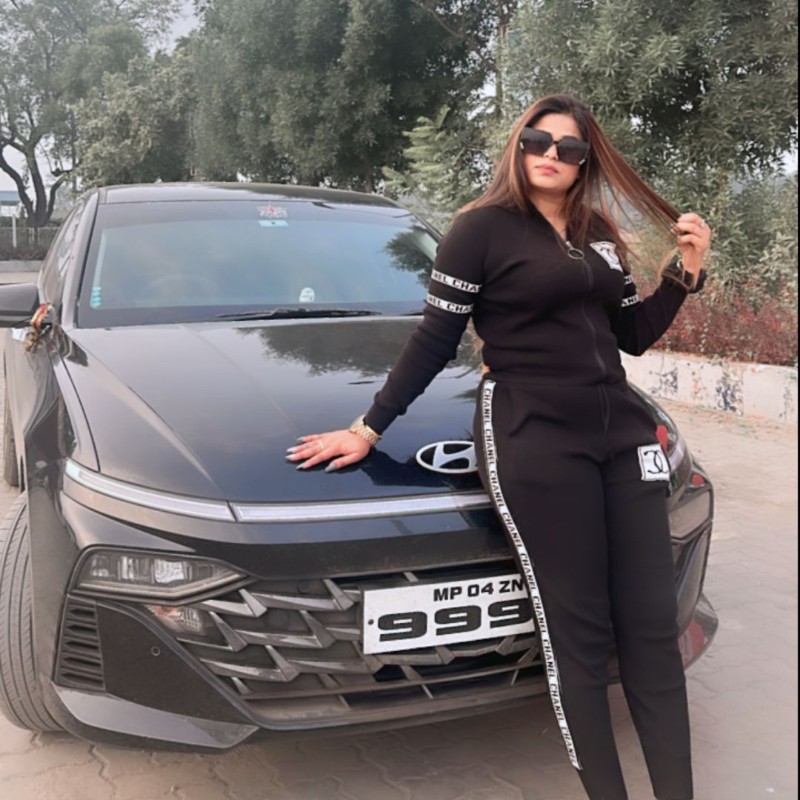 Ranu Raikwar (@ranu_r239434) | Snapchat Stories, Spotlight & Lenses