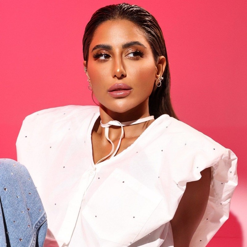 Rawan AlAli (@rawaan.alaliii) | Snapchat Stories, Spotlight & Lenses