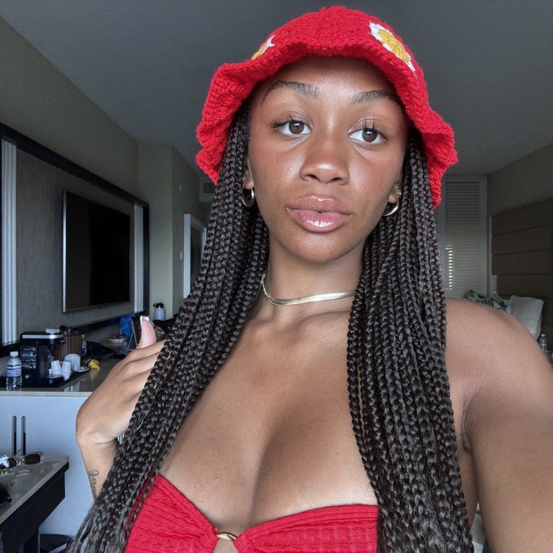 Rachel Eva:) (@ray-raywilliams) | Snapchat Stories, Spotlight & Lenses