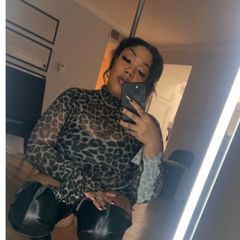 R A Y 🖤 (@ray_morgan) | Snapchat Stories, Spotlight & Lenses