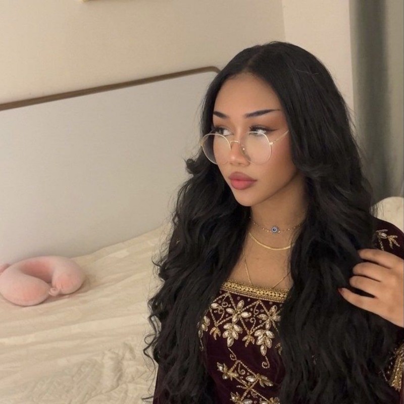 Rona|رونه (@rc63.c) | Snapchat Stories, Spotlight & Lenses