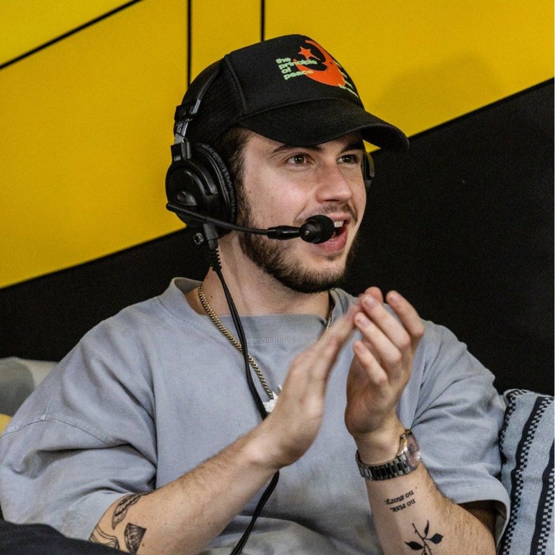 musty (@real.amustycow) | Snapchat Stories, Spotlight & Lenses