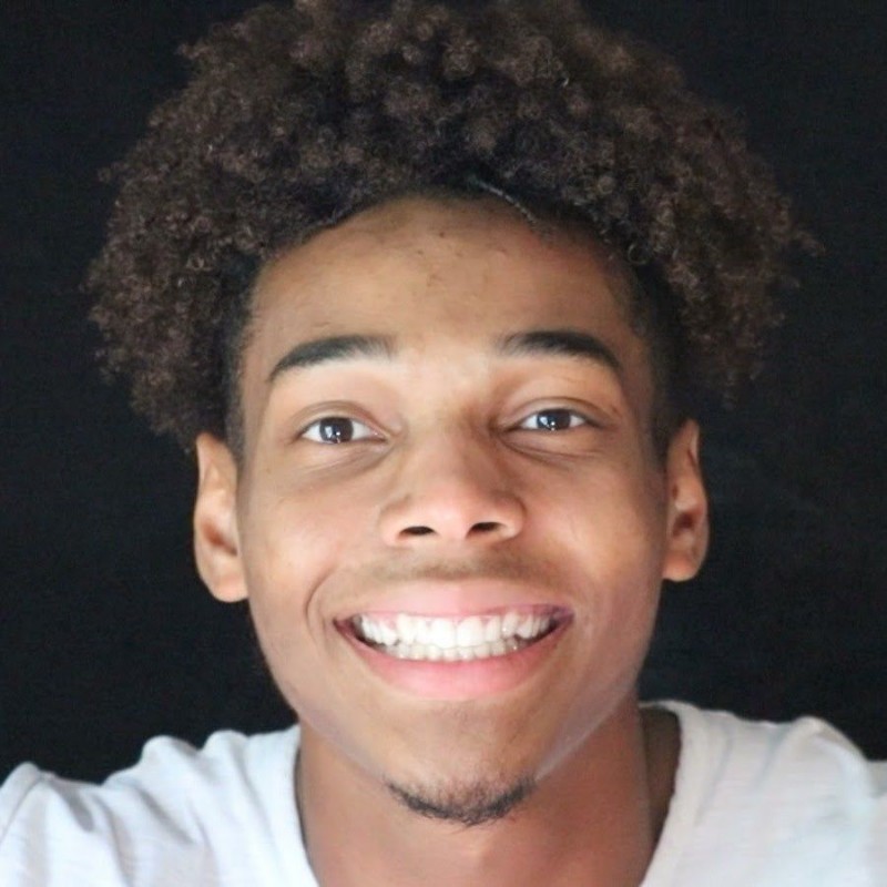 Mr Hungry (@real.mrhungry) | Snapchat Stories, Spotlight & Lenses