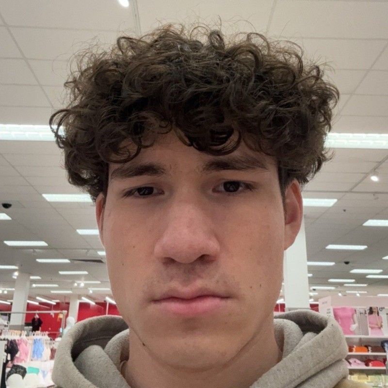 Andrew Evans (@realchairblind) | Snapchat Stories, Spotlight & Lenses