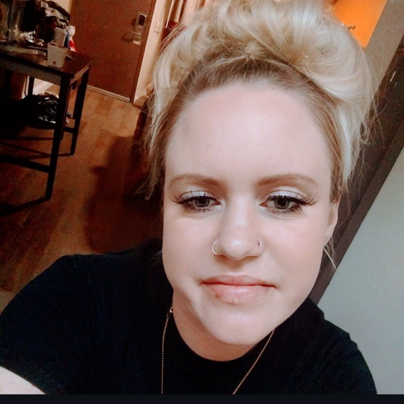 Rebecca Heggland (@rebecca_hegglan) | Snapchat Stories, Spotlight & Lenses