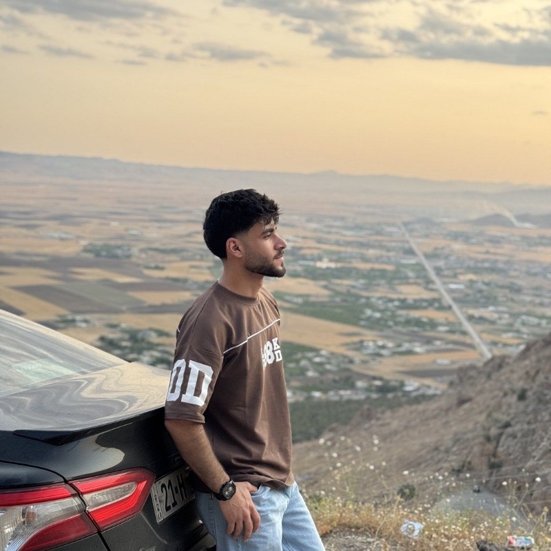 Rèbin (@rebin-omar) | Snapchat Stories, Spotlight & Lenses