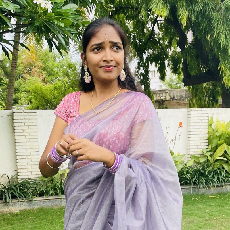 Nikhila Reddy (@reddy_pilla999) | Snapchat Stories, Spotlight & Lenses