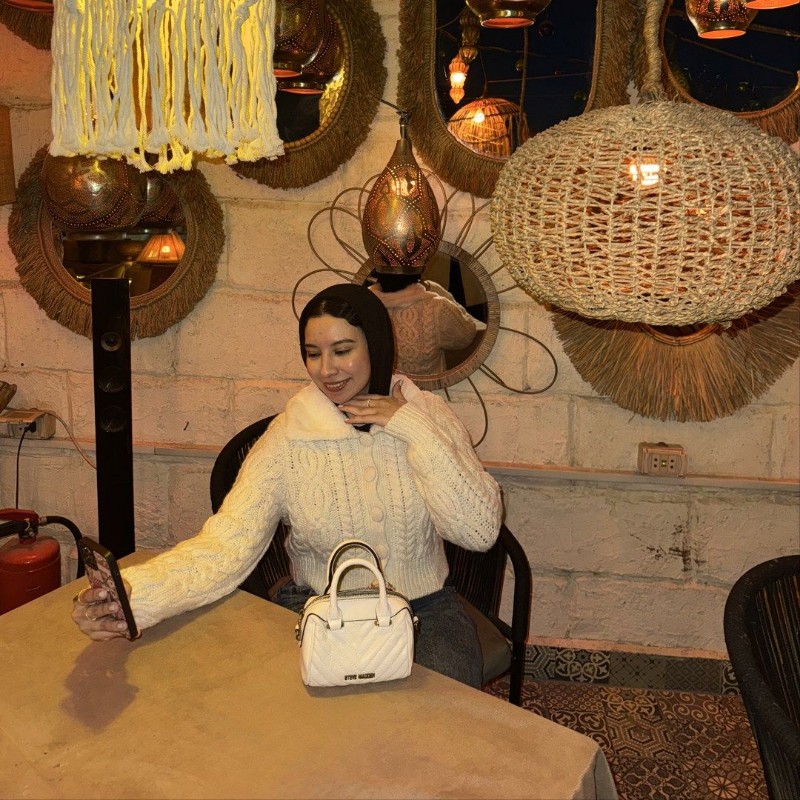 Reem 🫀 (@reem30xi) | Snapchat Stories, Spotlight & Lenses