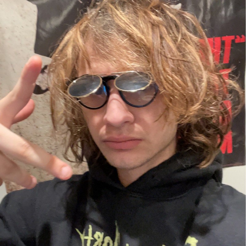 Aidan 😎 (@revenantxpuppet) | Snapchat Stories, Spotlight & Lenses