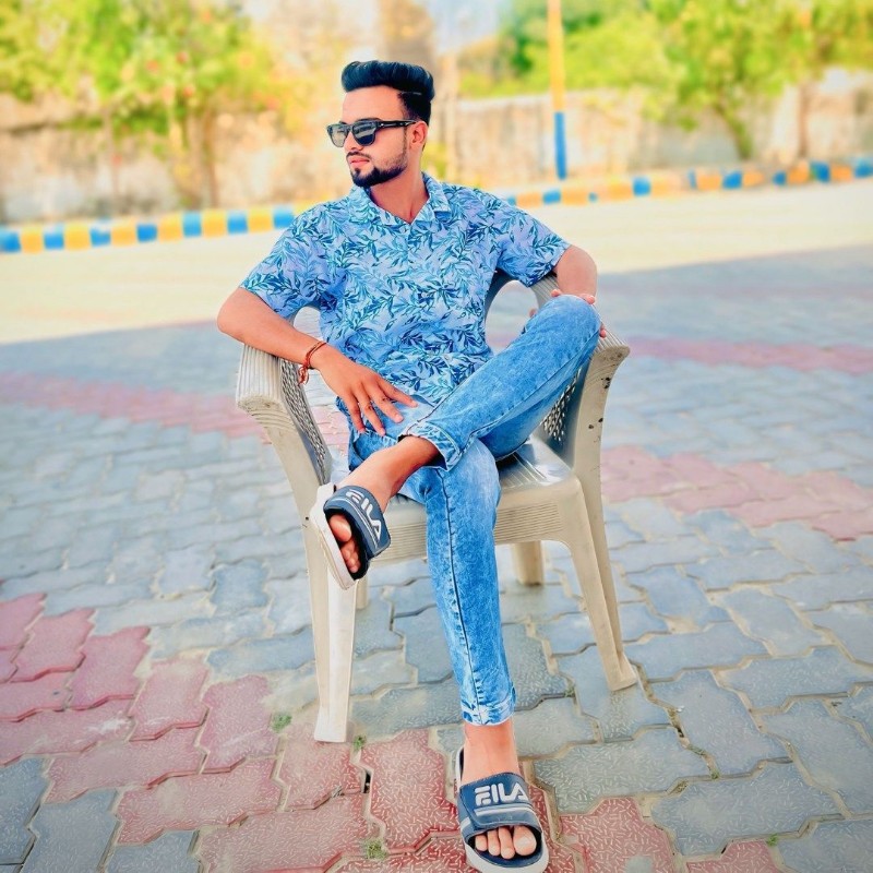 Raj Gupta ️（@rgupta20255267） | Snapchatストーリー、スポットライト、レンズ