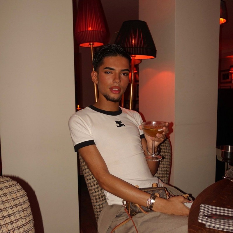 RIDA 🥥🌴🍉 (@ridaa.l1) | Snapchat Stories, Spotlight & Lenses