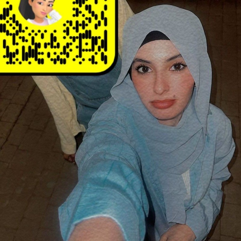 Riham (@riham.benaissa) | Snapchat Stories, Spotlight & Lenses