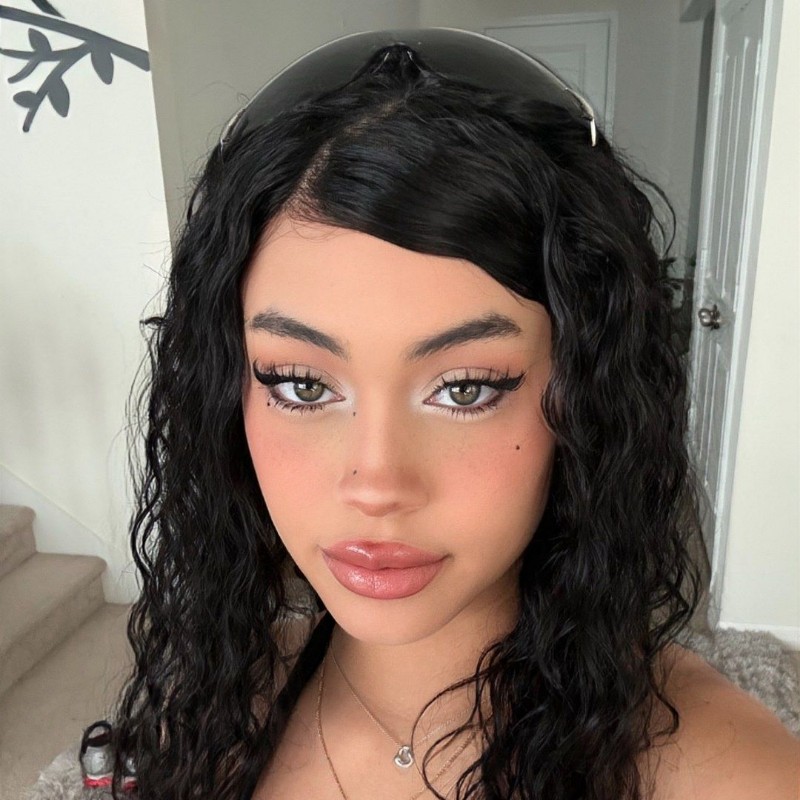 Rinni Bunny 🖤 (@rinnibunnyy) | Snapchat Stories, Spotlight & Lenses