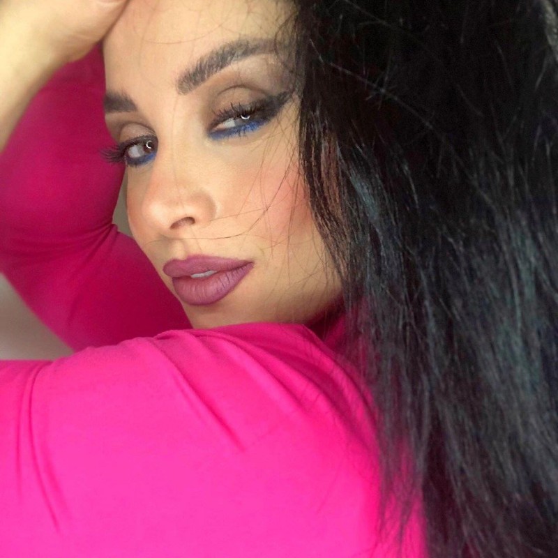 Rita Sleiman Official (@ritastarsinger) | Snapchat Stories, Spotlight & Lenses