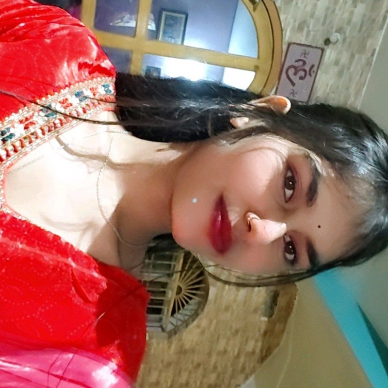 Riya Yadav (@riya_raj427) | Snapchat Stories, Spotlight & Lenses