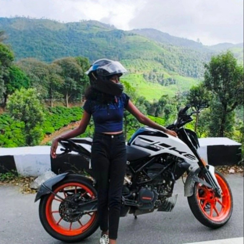 ꧁𝐬𝐧𝐨𝐰𝐲🦋🍻꧂ (@riyaa_szx) | Snapchat Stories, Spotlight & Lenses