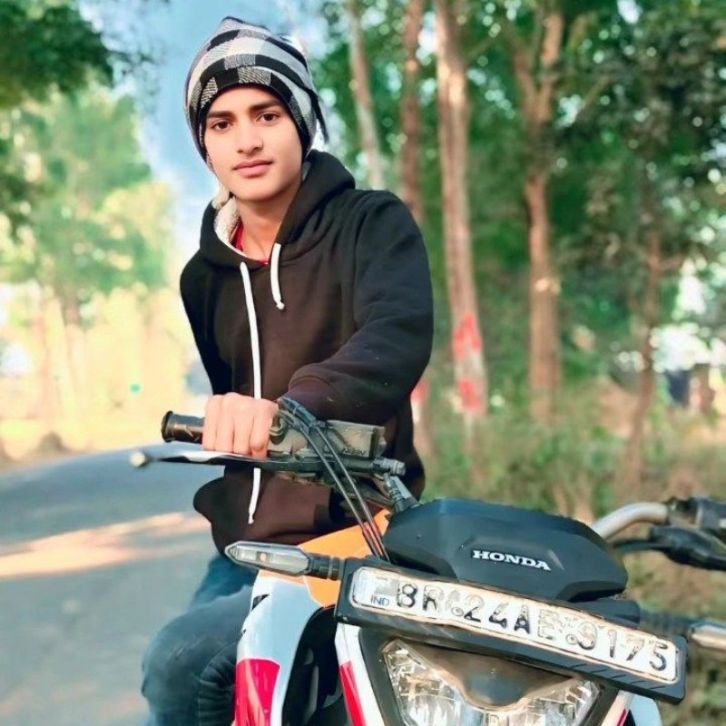 Nitish Babu Jee😜😜😜 (@rjd6570) | Snapchat Stories, Spotlight & Lenses