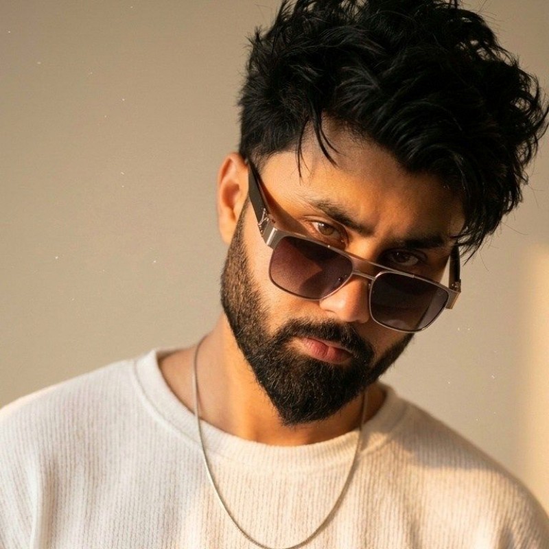 𝐍𝐎𝐔𝐌𝐀𝐍 𝐒𝐇𝐊 👑 (@rjnomiii) | Snapchat Stories, Spotlight & Lenses