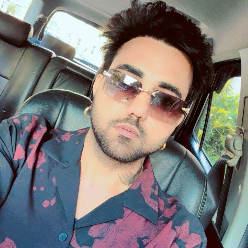 R Jogi (@rjogiofficial) | Snapchat Stories, Spotlight & Lenses