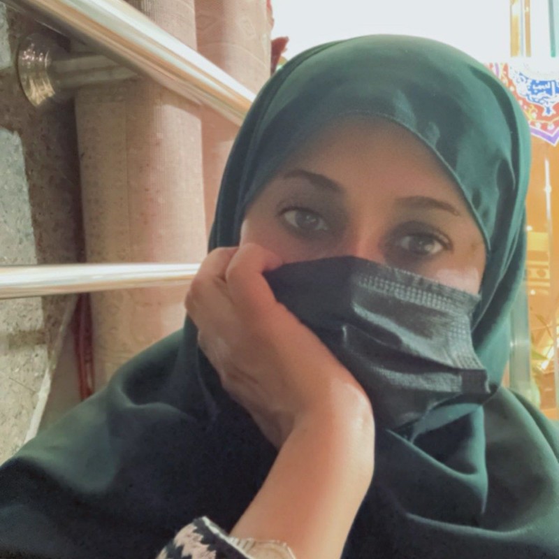 قمر (@rmrm_2017) | Snapchat Stories, Spotlight & Lenses