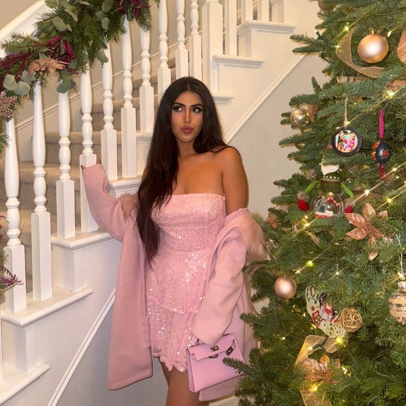 Roaa Alqahtani (@roaaalqahtani1) | Snapchat Stories, Spotlight & Lenses