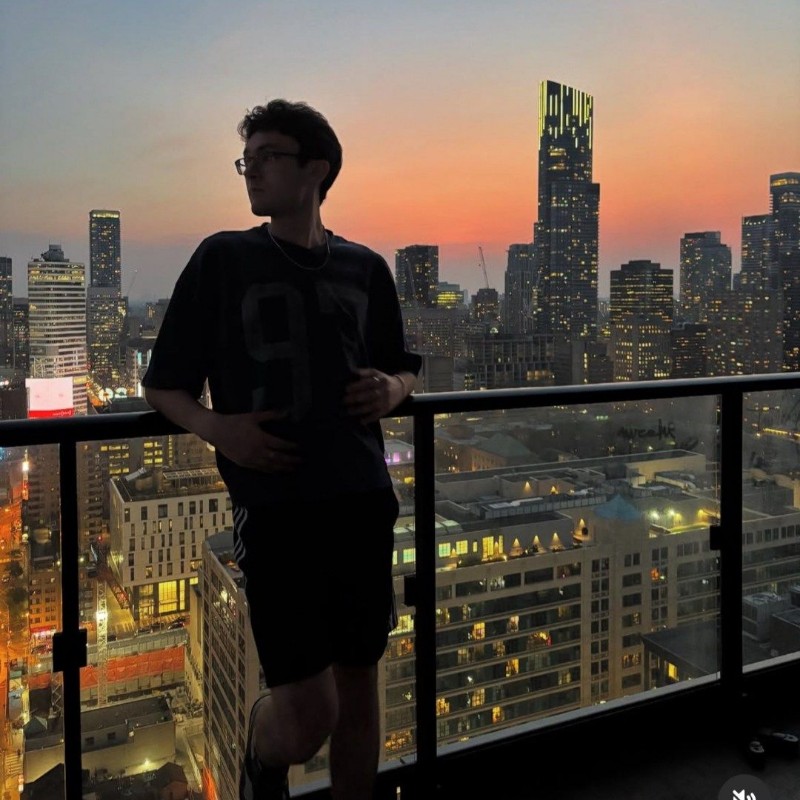 Robbie Bobinski (@robbiebobinski) | Snapchat Stories, Spotlight & Lenses