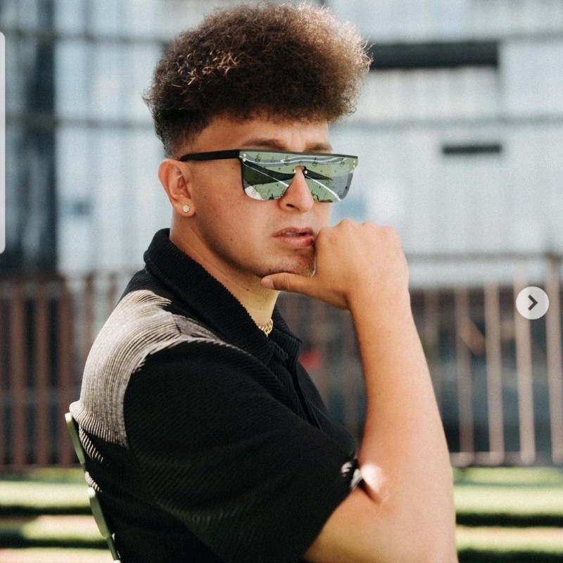 Robert (@robert0g0nzalez) | Snapchat Stories, Spotlight & Lenses