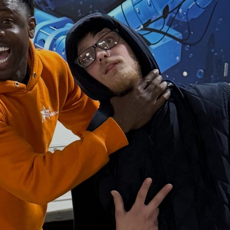 Robert Arzi (@robert_arzi22) | Snapchat Stories, Spotlight & Lenses