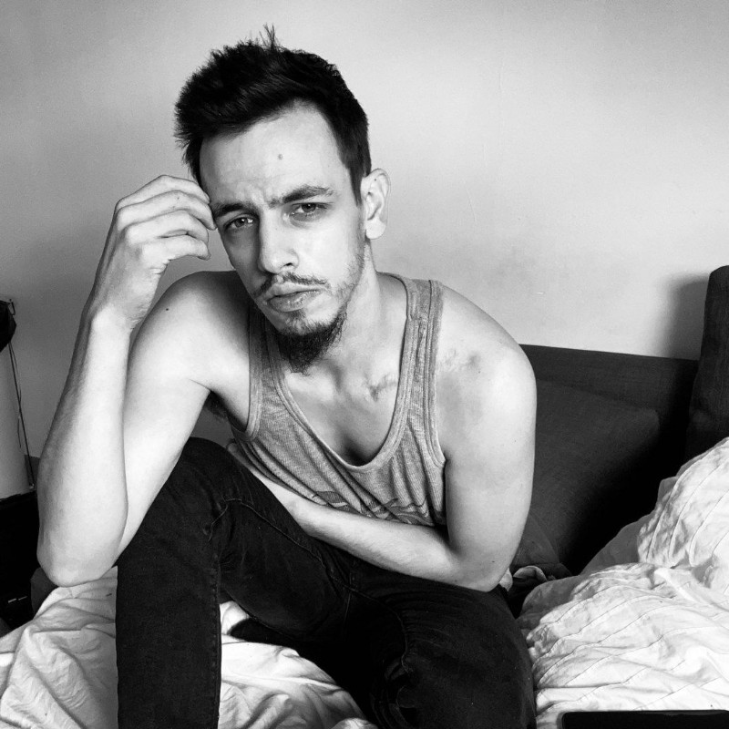 Robin Dbk (@robindbk) | Snapchat Stories, Spotlight & Lenses