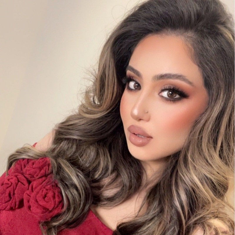 Rodaina 🇦🇪🇱🇧 (@rodaina97) | Snapchat Stories, Spotlight & Lenses