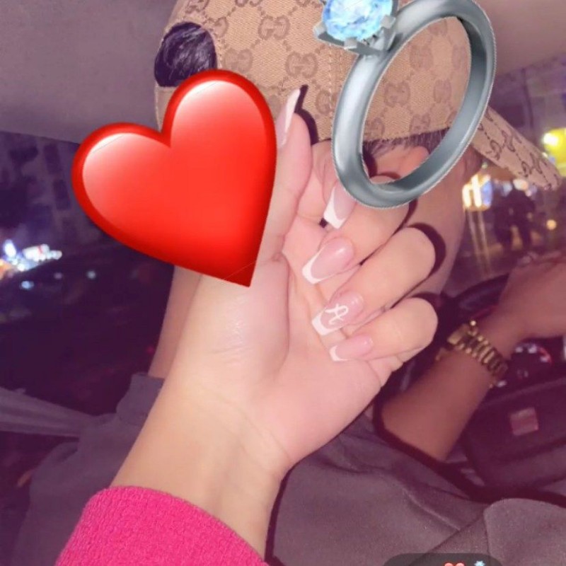 rou fia🫦 (@rofi_rofi31) | Snapchat Stories, Spotlight & Lenses