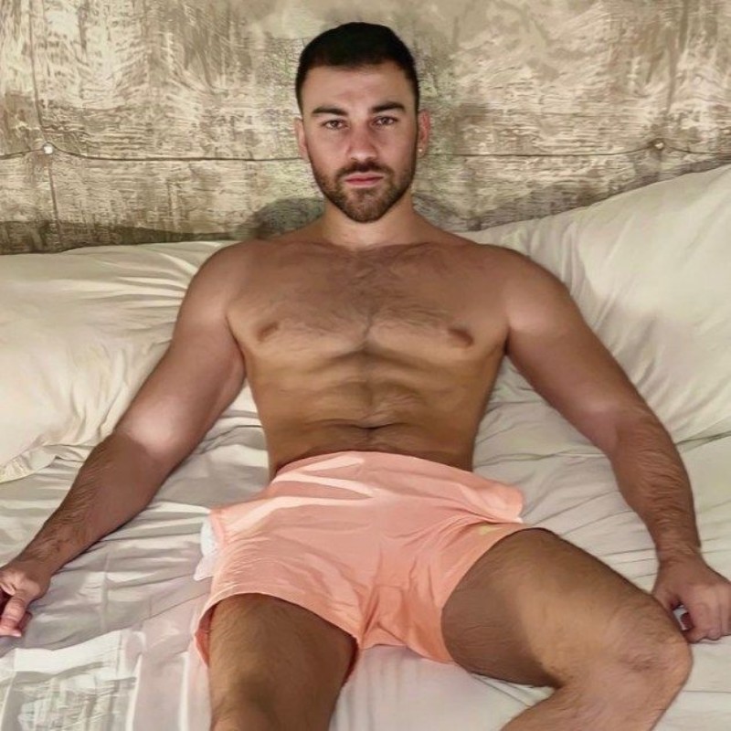 Roland Bassil (@roland.bassil) | Snapchat Stories, Spotlight & Lenses