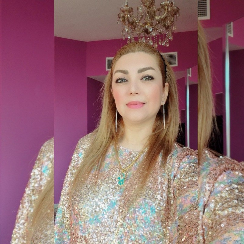 ‌M&R Nika (@ronika.m) | Snapchat Stories, Spotlight & Lenses