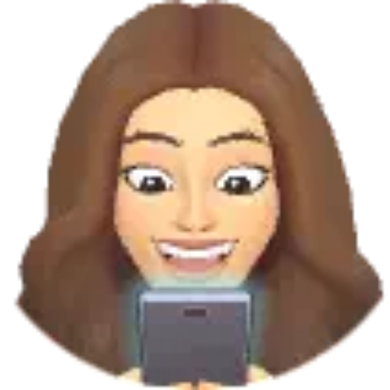 Rose McMahon (@rosecrombiee) | Snapchat Stories, Spotlight & Lenses