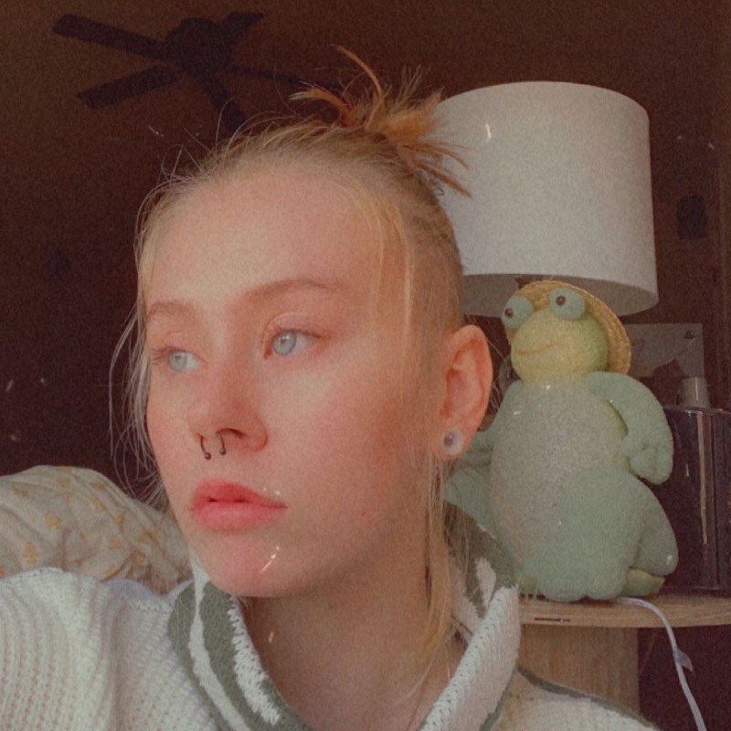 Rose Mary (@rosemaryfans) | Snapchat Stories, Spotlight & Lenses