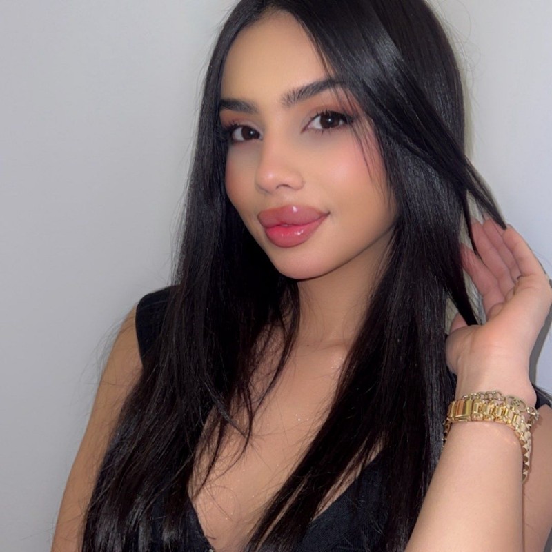 Ro_za 🐅🇹🇳 (@rouza_mn) | Snapchat Stories, Spotlight & Lenses