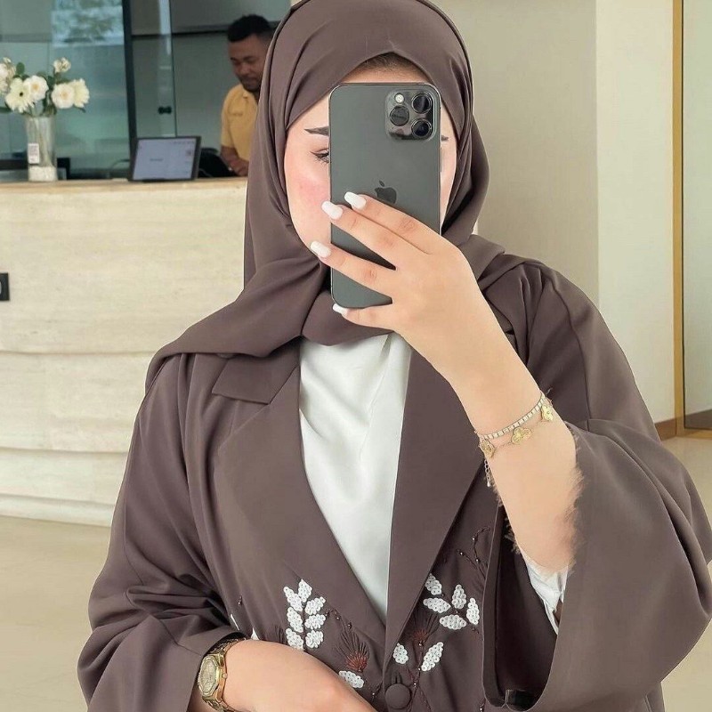 روعة عودة في السعودية 🇸🇦 (@rowaa_odeh) | Snapchat Stories, Spotlight & Lenses