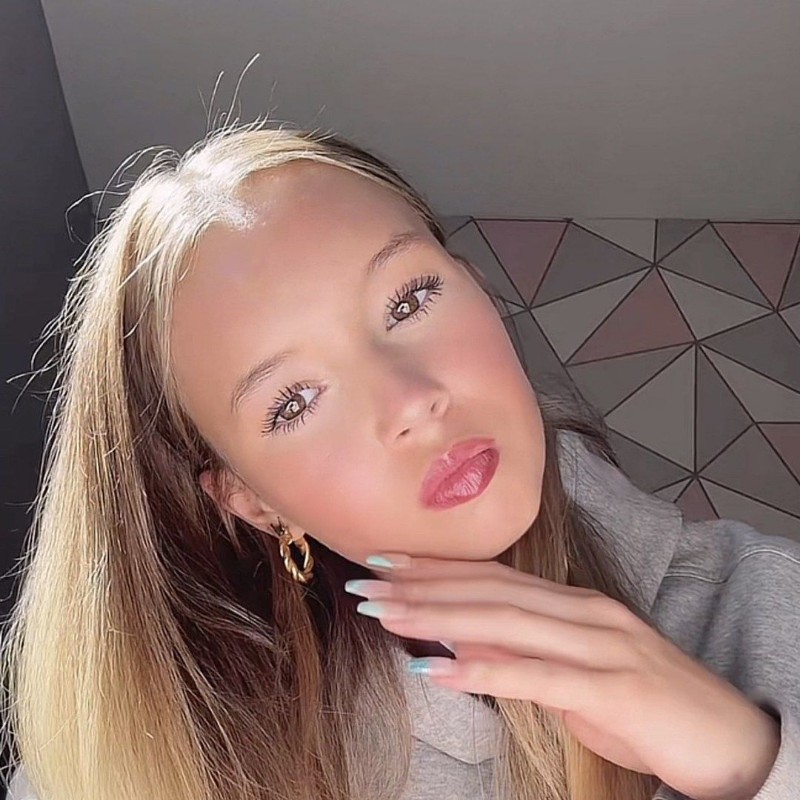 Rowan 🪩 (@rowan_raney) | Snapchat Stories, Spotlight and Lenses