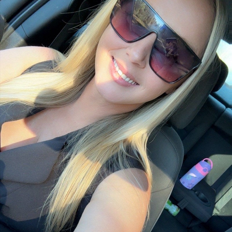 Roxanne Haywood (@roxannehaywoo22) | Snapchat Stories, Spotlight & Lenses