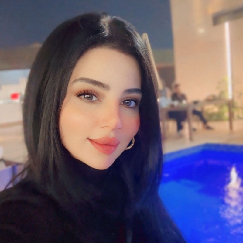 روزا🧚‍♀️🇮🇶 (@roza9a) | Snapchat Stories, Spotlight & Lenses