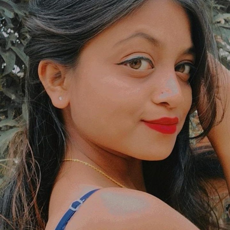 Riya🖤Sinha (@rsinha1524) | Snapchat Stories, Spotlight & Lenses