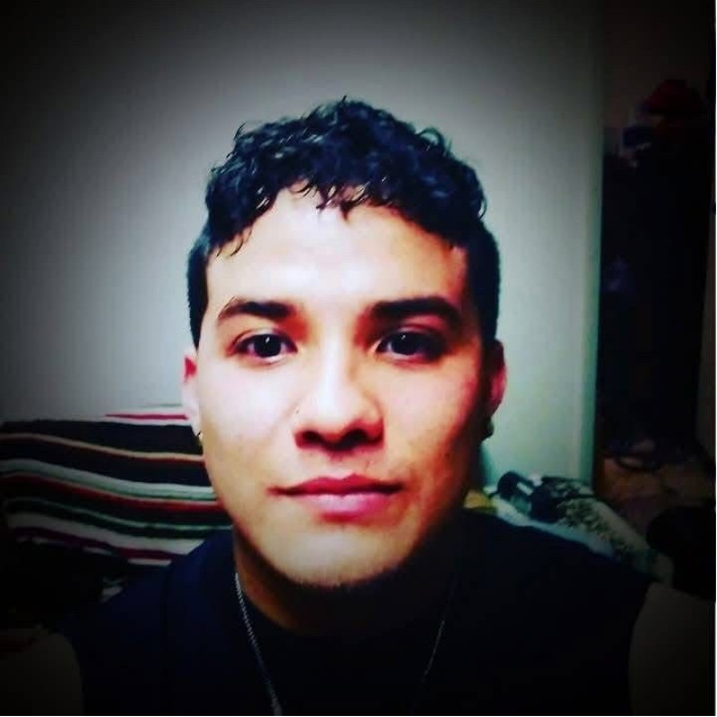 Ruben Benavides (@rubenavides) | Snapchat Stories, Spotlight & Lenses