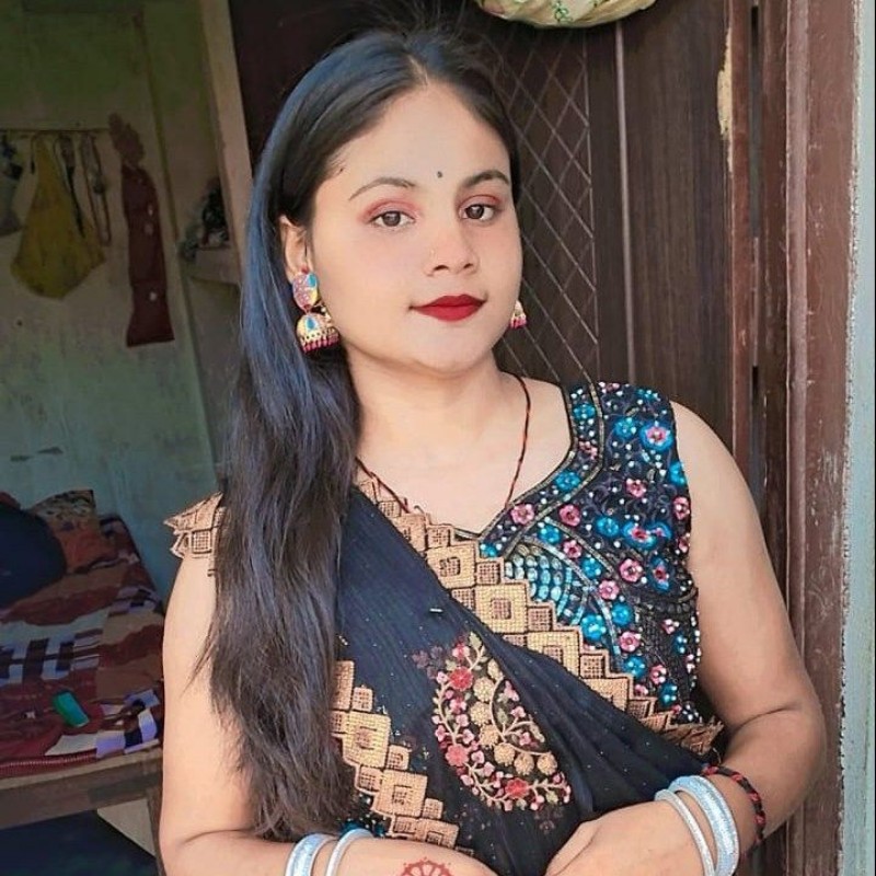 Rubi Queen Ballia ☺️☺️ ️ (@rubi_giri2025) | Snapchat Stories, Spotlight & Lenses